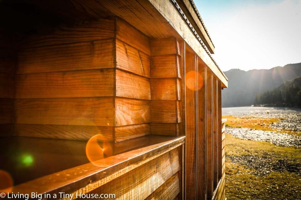 Living Big in a Tiny House - Breathtakingly Beautiful Japanese Tiny ...