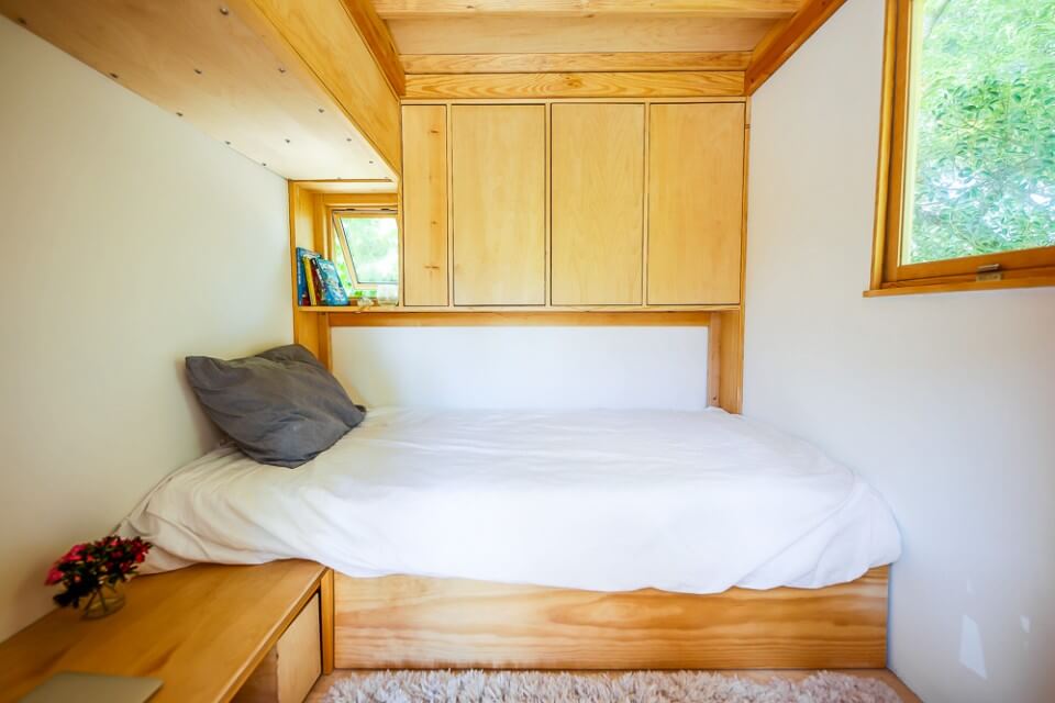 Living Big in a Tiny House - Jay Shafer’s Stunning $5,000 Tiny House