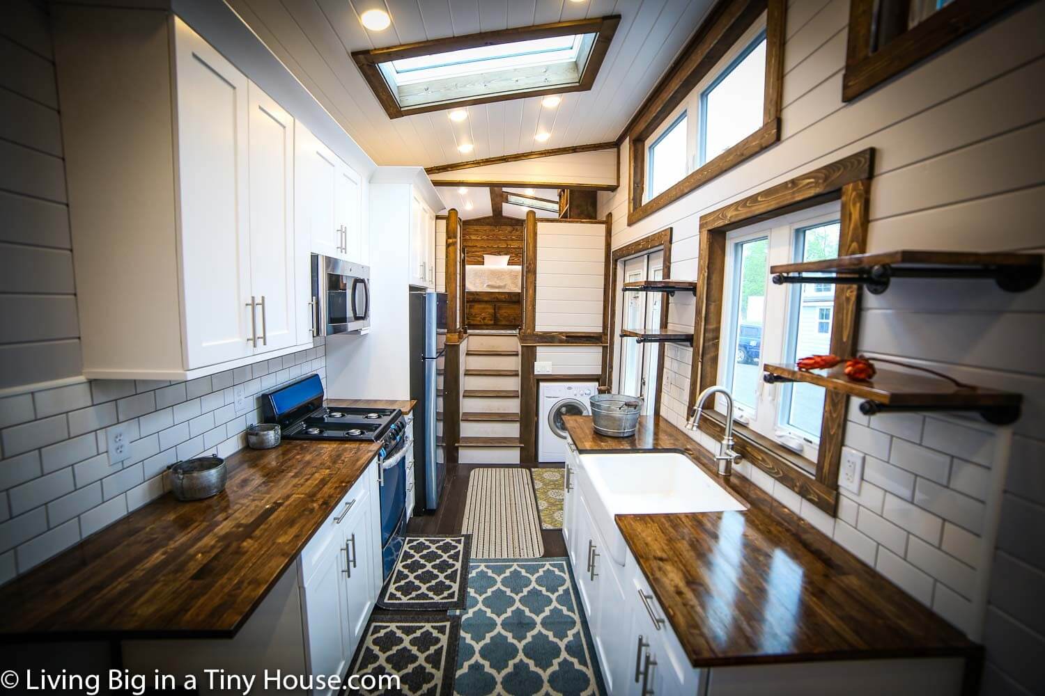 Living Big in a Tiny House - This 40ft Tiny House Is A Mansion On Wheels